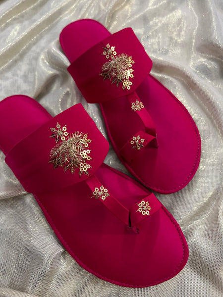 Pink beauty Kolhapuri - khussayy.pk